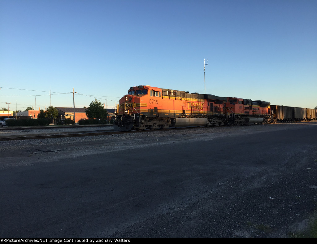BNSF 5719 9141